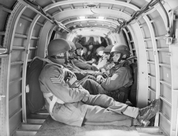 The Lanes Armoury | Original Parachute Jump Instructor APJI Wings Army ...
