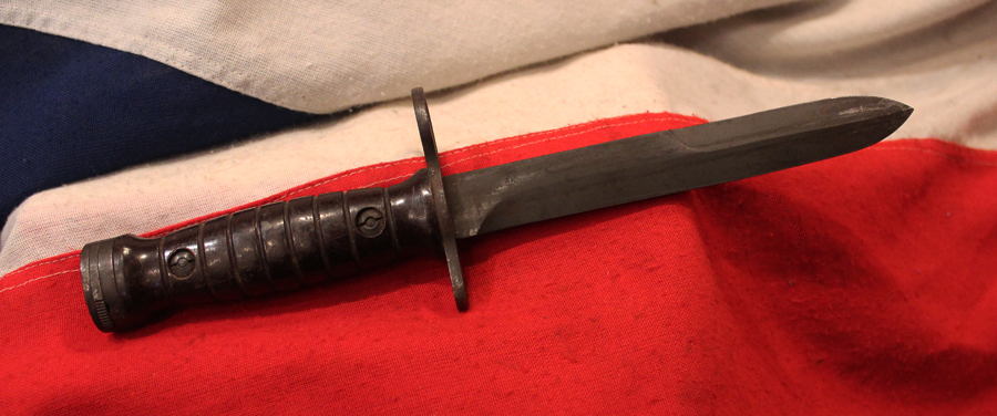 The Lanes Armoury | Dutch M4 Bayonet for the M1 Carbine, Scabbard and ...