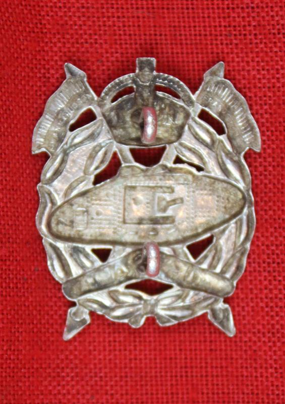 The Lanes Armoury | Royal Australian Armoured Corps Headress Insignia ...