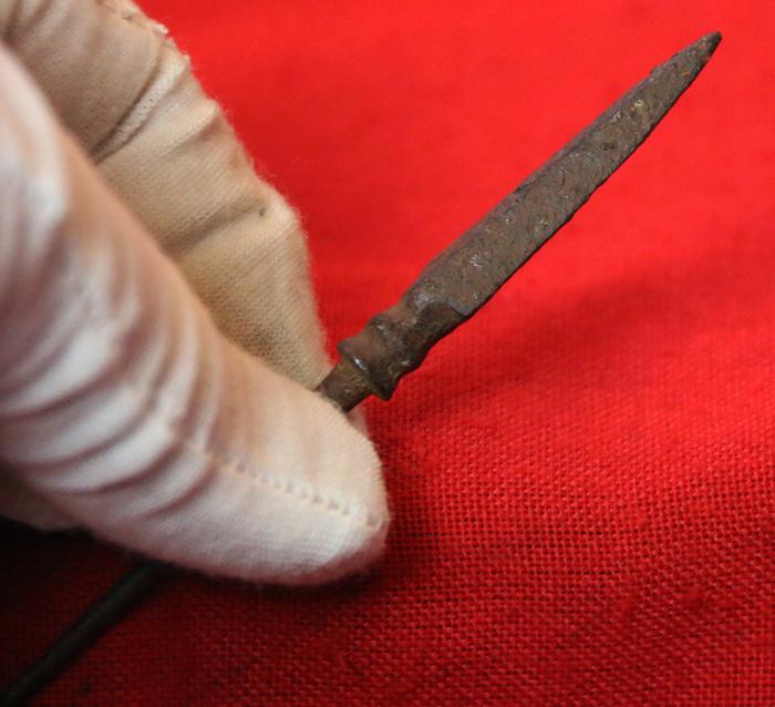 The Lanes Armoury | A 14th Century, Tanged, Quatrefoil Needle Bodkin ...