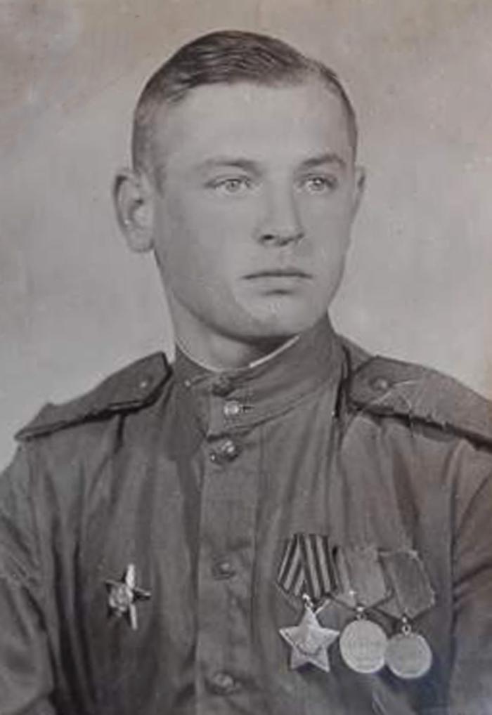 The Lanes Armoury | The Order of the Red Star, Silver and Red Enamel In ...