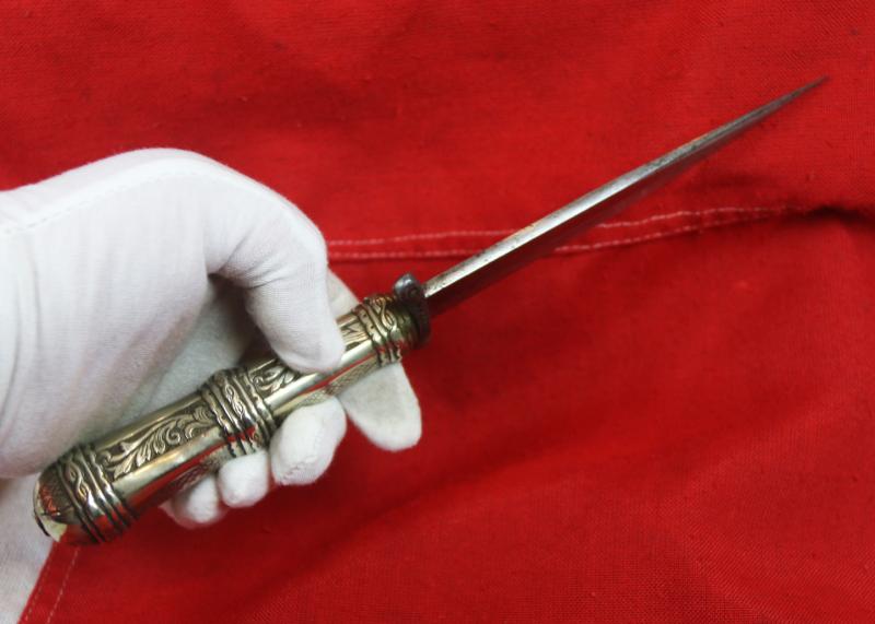 The Lanes Armoury | A Superb WW1 German Officer's Trench Dagger Close ...