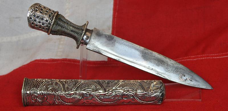 The Lanes Armoury | An Antique Chinese, Tibetan Silver Dagger, Ching ...