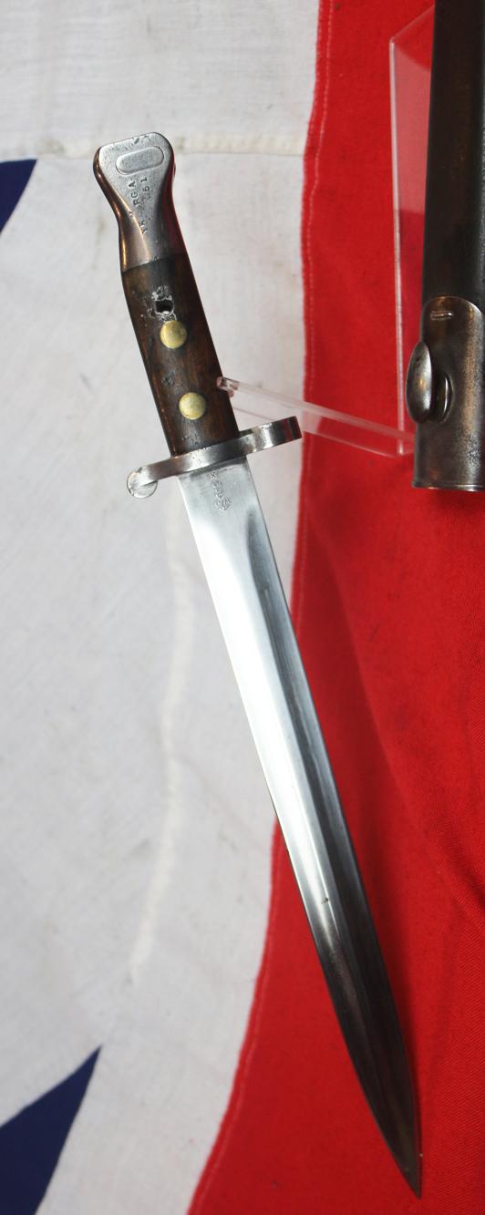 The Lanes Armoury | Exceptional Green Howards Regimental {YK} Lee ...