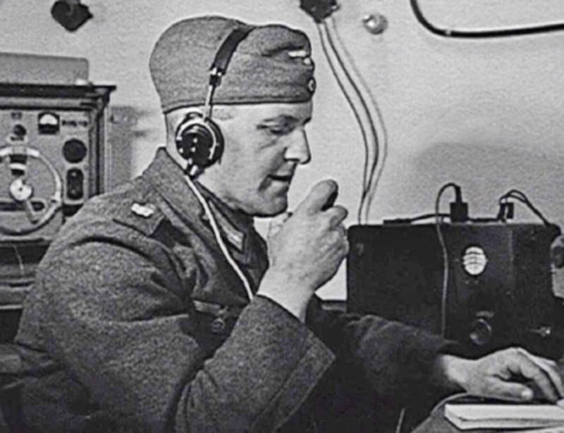 The Lanes Armoury | A German Spy Radio Receiver. WW2 Sicherheitsdienst ...